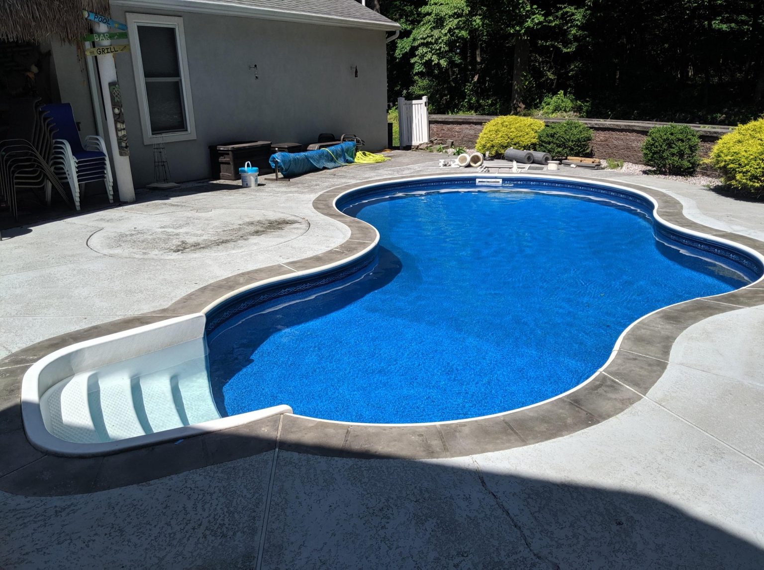 GALAXY TILE BLUE LAGUNA | Garrett